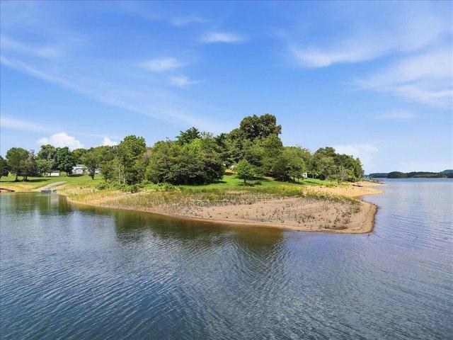 360 Riverview Church Rd, Bean Station, TN 37708