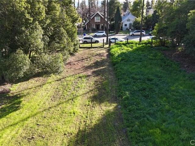 360 W 16th St, San Bernardino, CA 92405