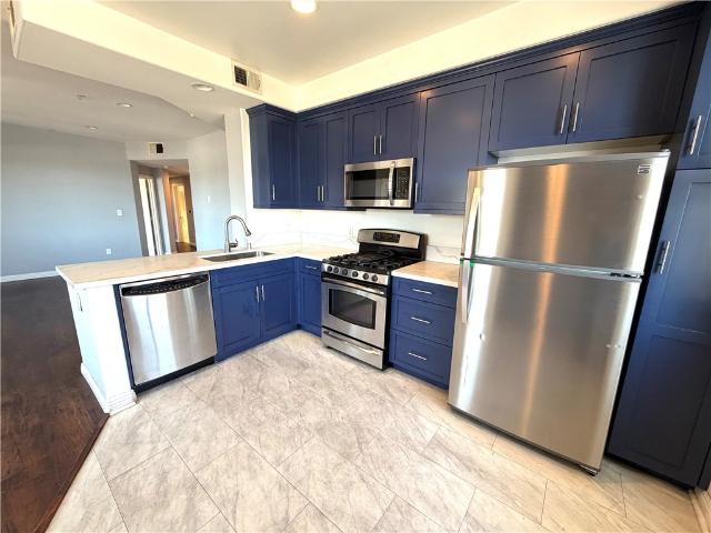 360 W Avenue 26 237