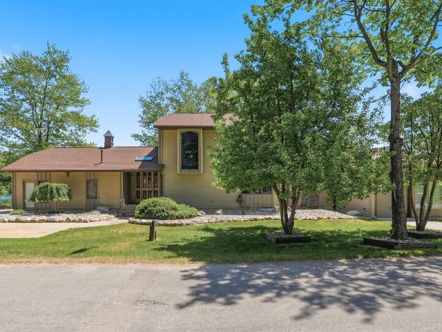 360 W Baldwin Lake Drive