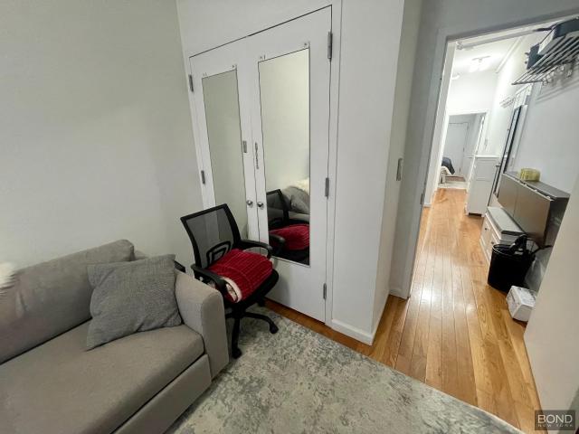 360 West 53rd Street, New York, NY