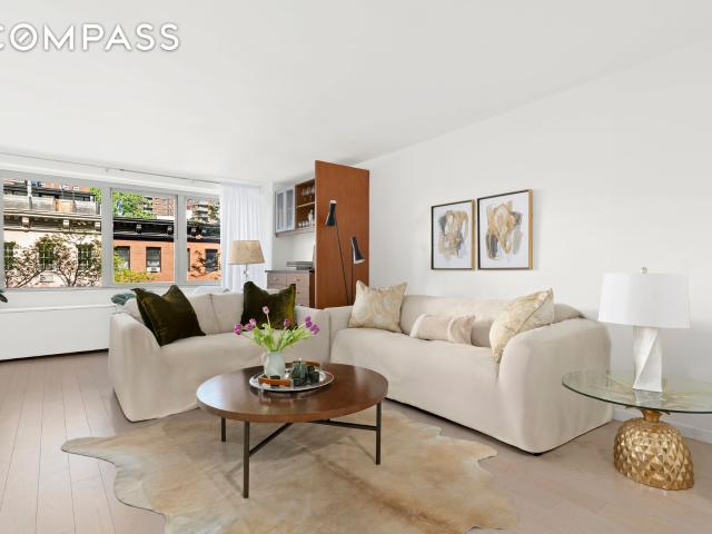 360 West 22nd Street, New York, NY