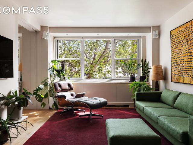 360 West 22nd Street, New York, NY