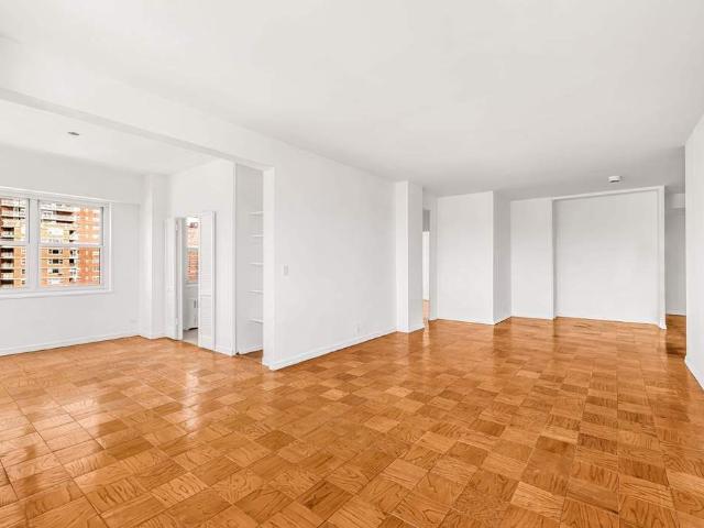360 West 22nd Street, New York, NY