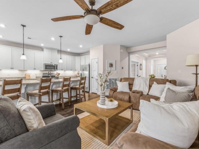 360 Winding Rd, Keswick, VA 22947 | MLS #674279
