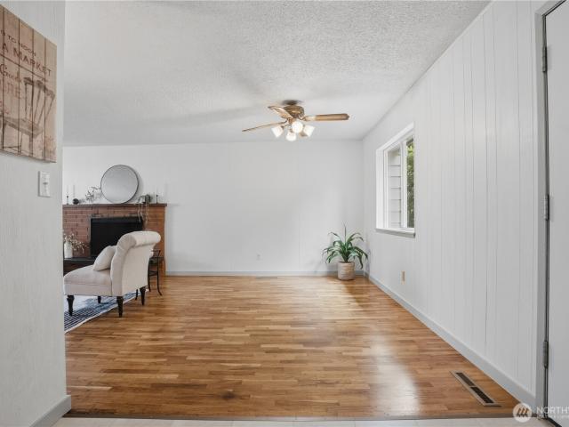 360 Tremont Street W