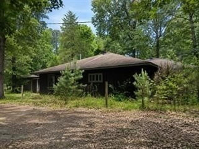 360L R Outlaw Ln, Cleveland, TX 77328