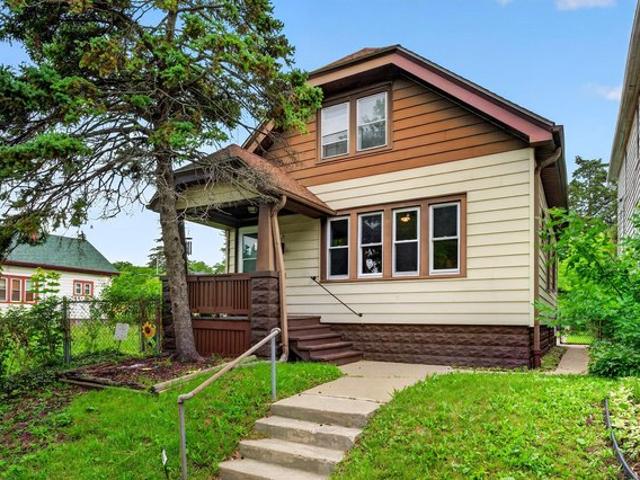 3614 N 25th St, Milwaukee, WI 53206