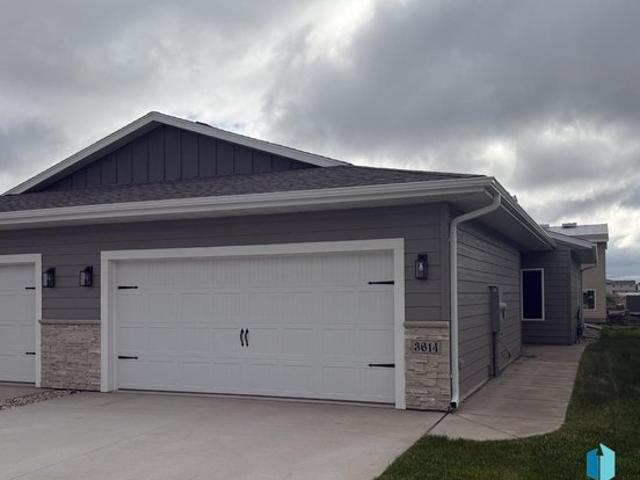 3614 S Heather Ave, Sioux Falls, SD 57106