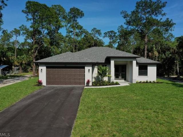3614 68th Ave NE, Naples, FL 34120