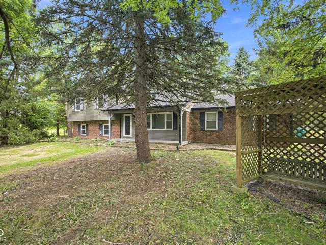 3615 E Boone County Road