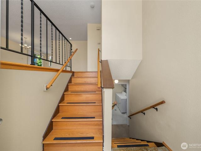 3615 st Place SW