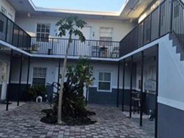 3615 Thomas Ave Apt 13, Miami, FL 33133
