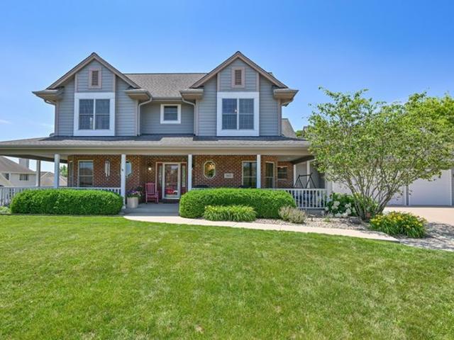 3615 Williams Ct, Waukesha, WI 53188