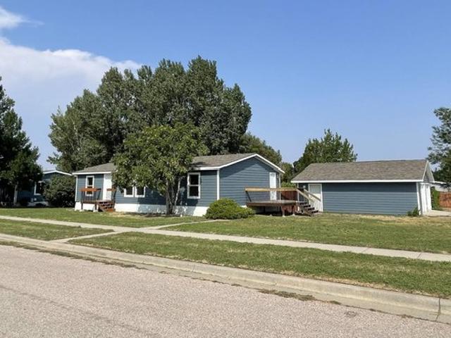 3616 Champion Dr, Rapid City, SD 57701