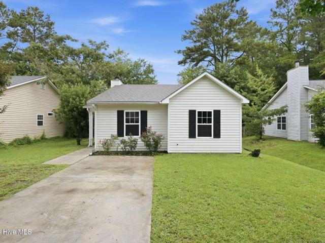 3616 Colony Dr, New Bern, NC 28562
