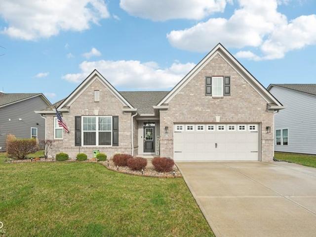 3616 Gillsland Rd, Bargersville, IN 46106