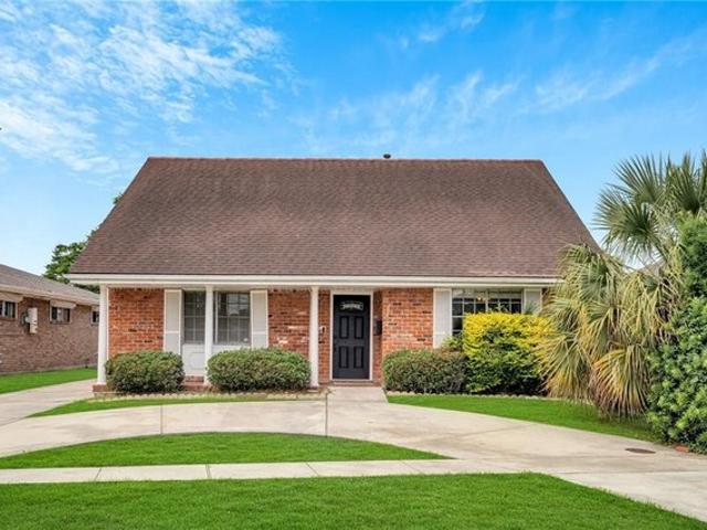 3616 Lake Villa Dr, Metairie, LA 70002