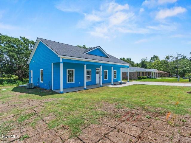 3616 Larkspur Drive