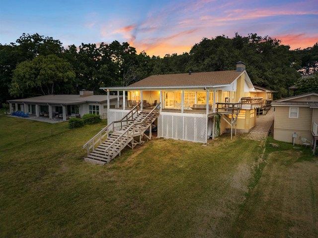 3616 River Oaks Dr, Kingsland, TX 78639