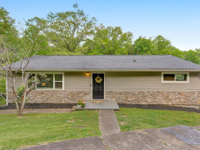 3616 Thrushwood Drive