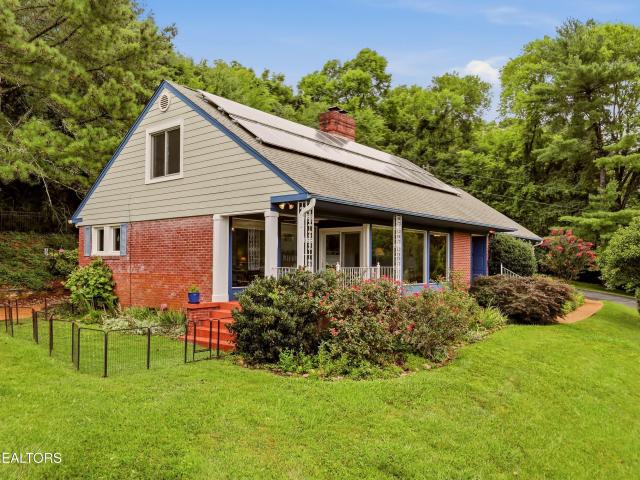 3617 Blow Drive