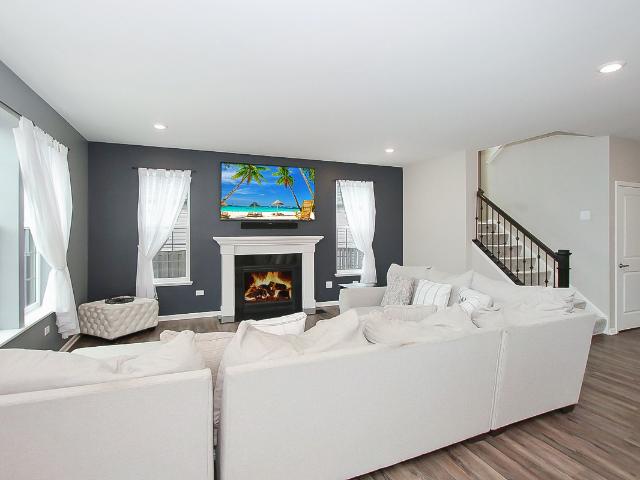 3617 Emerald Road