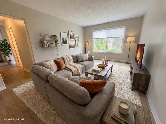 3617 Lakepointe Dr