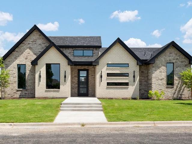 3618 Grandview Dr, San Angelo, TX 76904