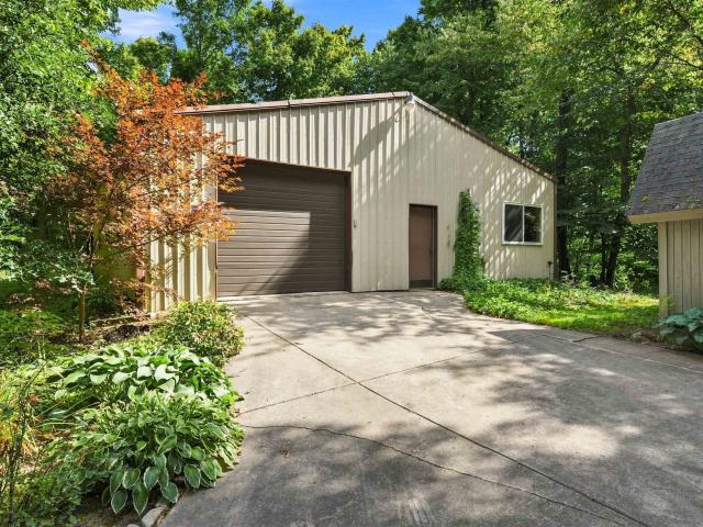 3618 S Maple Valley Road