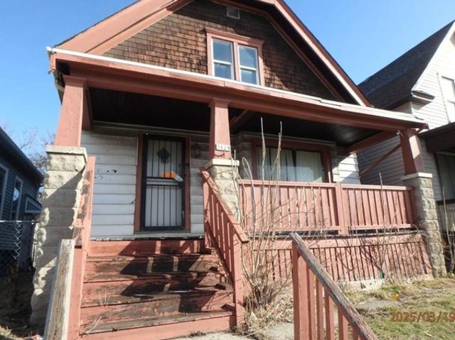 3618 W Burleigh St, Milwaukee, WI 53210