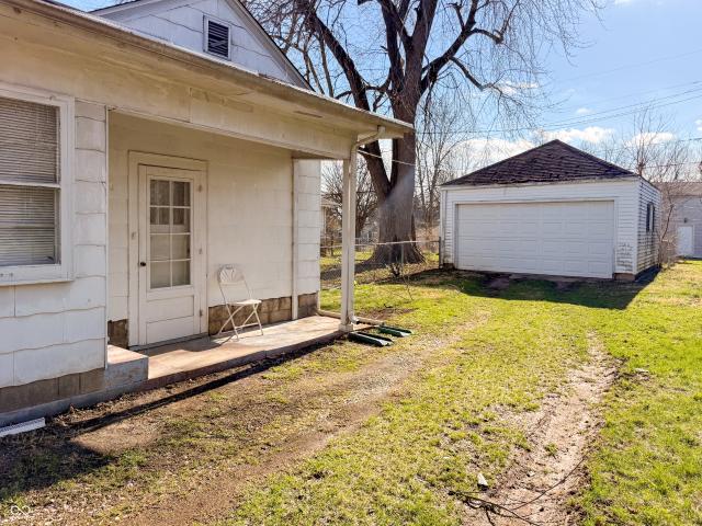 3619 Andover Rd, Anderson, IN 46013 | MLS #22088