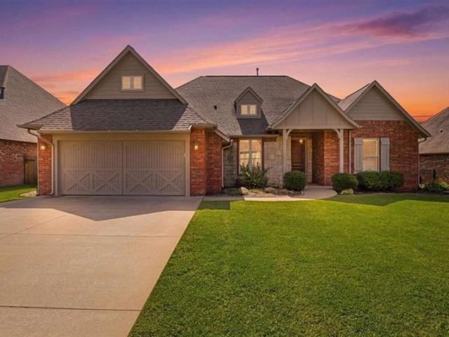 3619 S Fountain View Dr, Stillwater, OK 74074