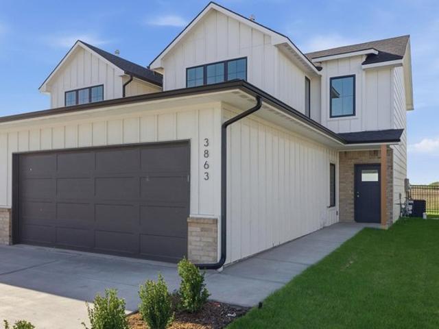 3619 W Longleaf St, Wichita, KS 67205