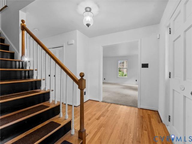 3610 Castlebury Drive