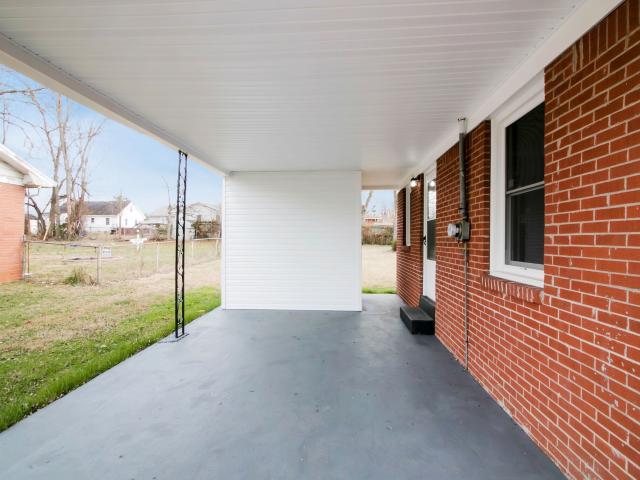 3610 Gale Ln