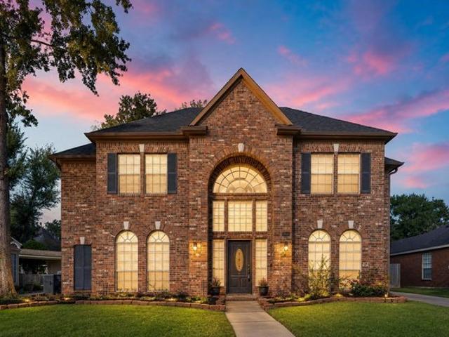 3610 Walnut Forest Ln, Spring, TX 77388