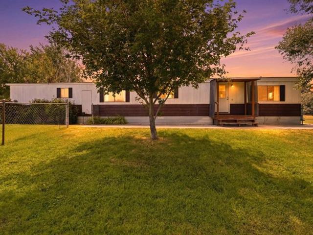 36114 S 2099 Pr SE, Kennewick, WA 99337