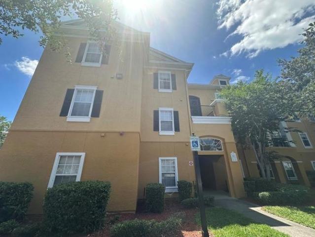 3611 Conroy Rd #832, Orlando, FL 32839