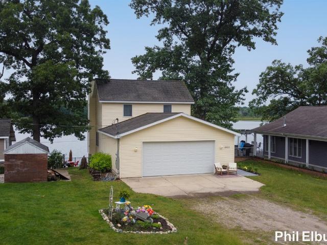 3611 Holiday Drive