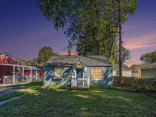 3611 Homewood Ave, Lansing, MI 48910