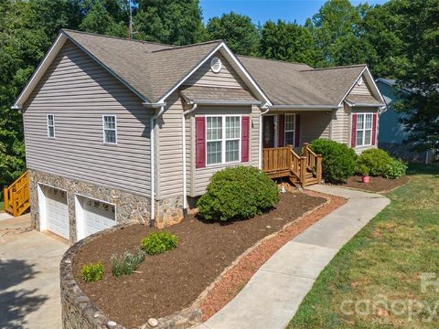 3611 Judea Dr, Lenoir, NC 28645