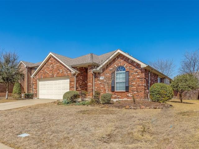 3611 Redwood Circle