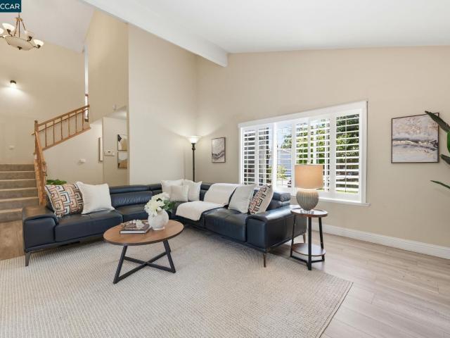 3611 Sun View Ct