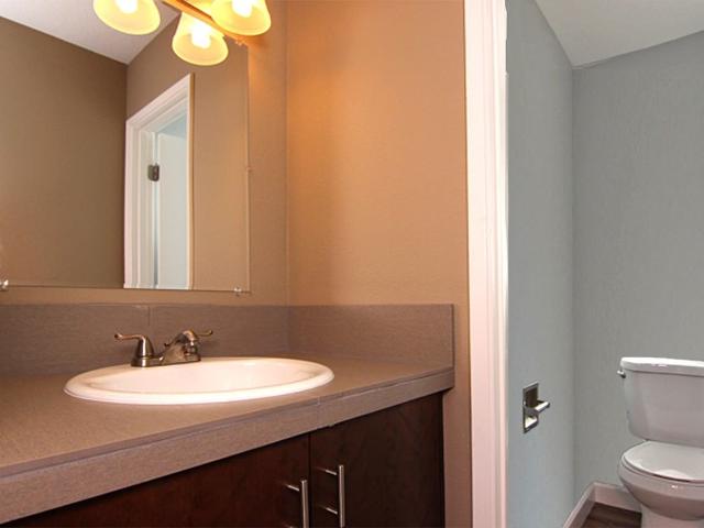 3611 SW Baird St. 2 Bedroom Apartment for Rent at 3611 Sw Baird St, Portland, OR 97219 Multnomah
