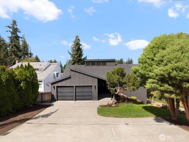 3611 Shelby Rd, Lynnwood, WA 98087