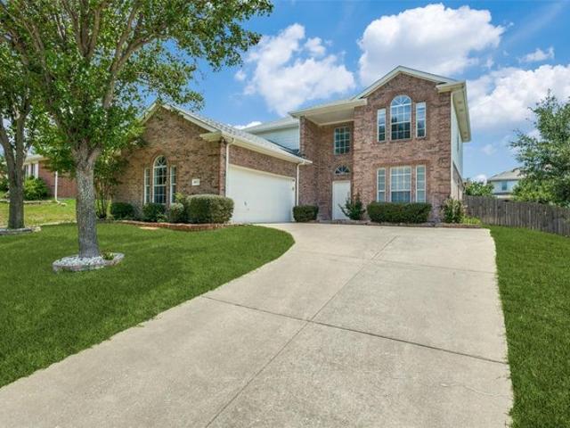 3611 Valley Dr, Sachse, TX 75048
