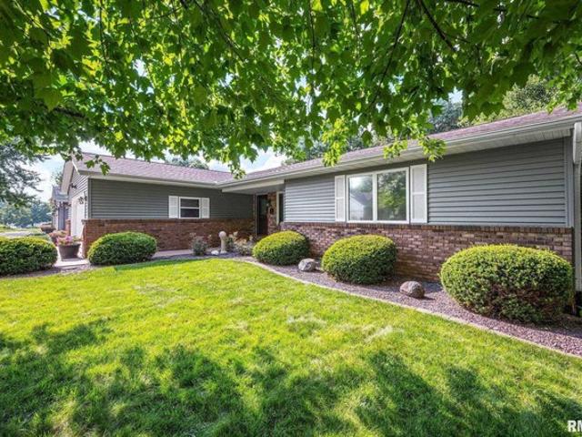 3611 W Saymore Ln, Peoria, IL 61615