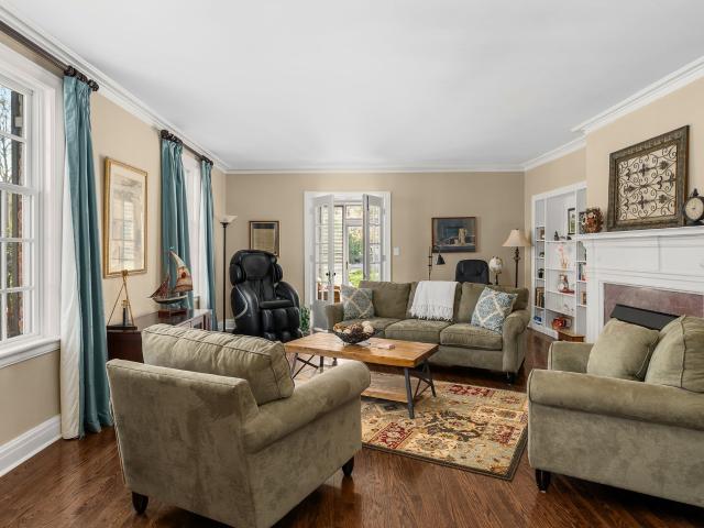 3611 Woodmont Blvd