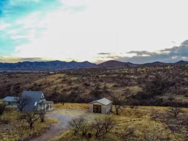 36120 S RANCHO DE COLIBRIS RD, ARIVACA, AZ 85601 Single Family.